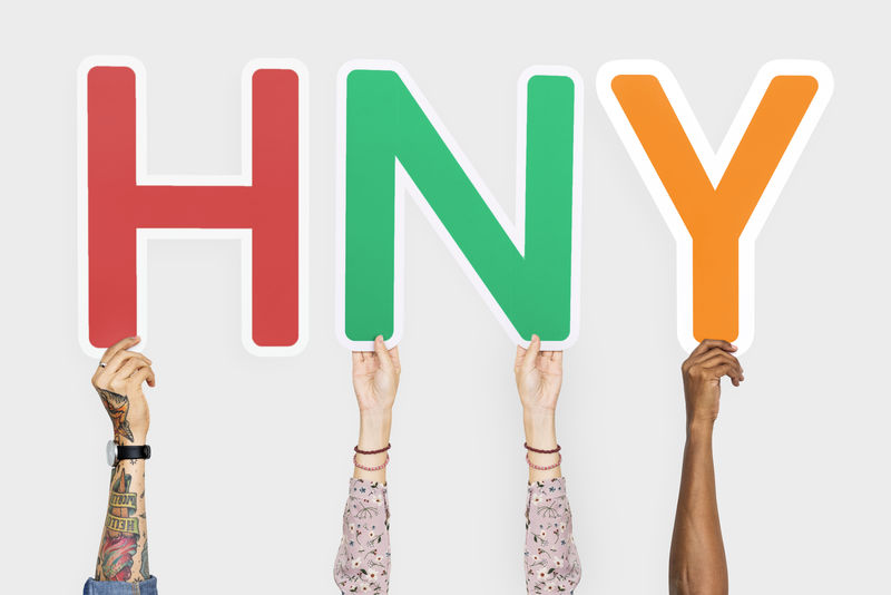 手拿着缩写HNY素材-高清图片-摄影照片-寻图免费打包下载